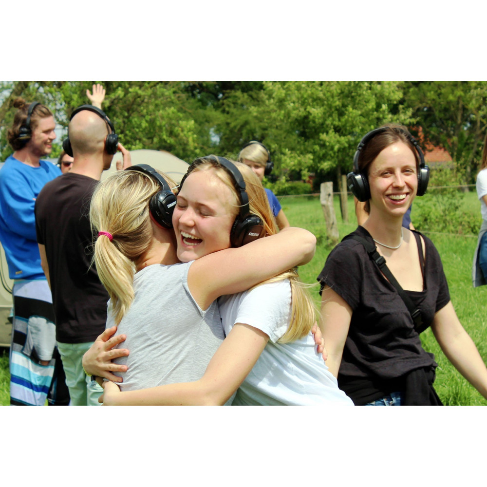 Beatfoxx SDH-340 Silent Disco V2 UHF sluchátka - AudioWorks.cz ...